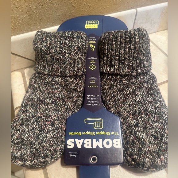 Bombas | Accessories | Nwot Bombas The Gripper Slipper Bootie Size ...